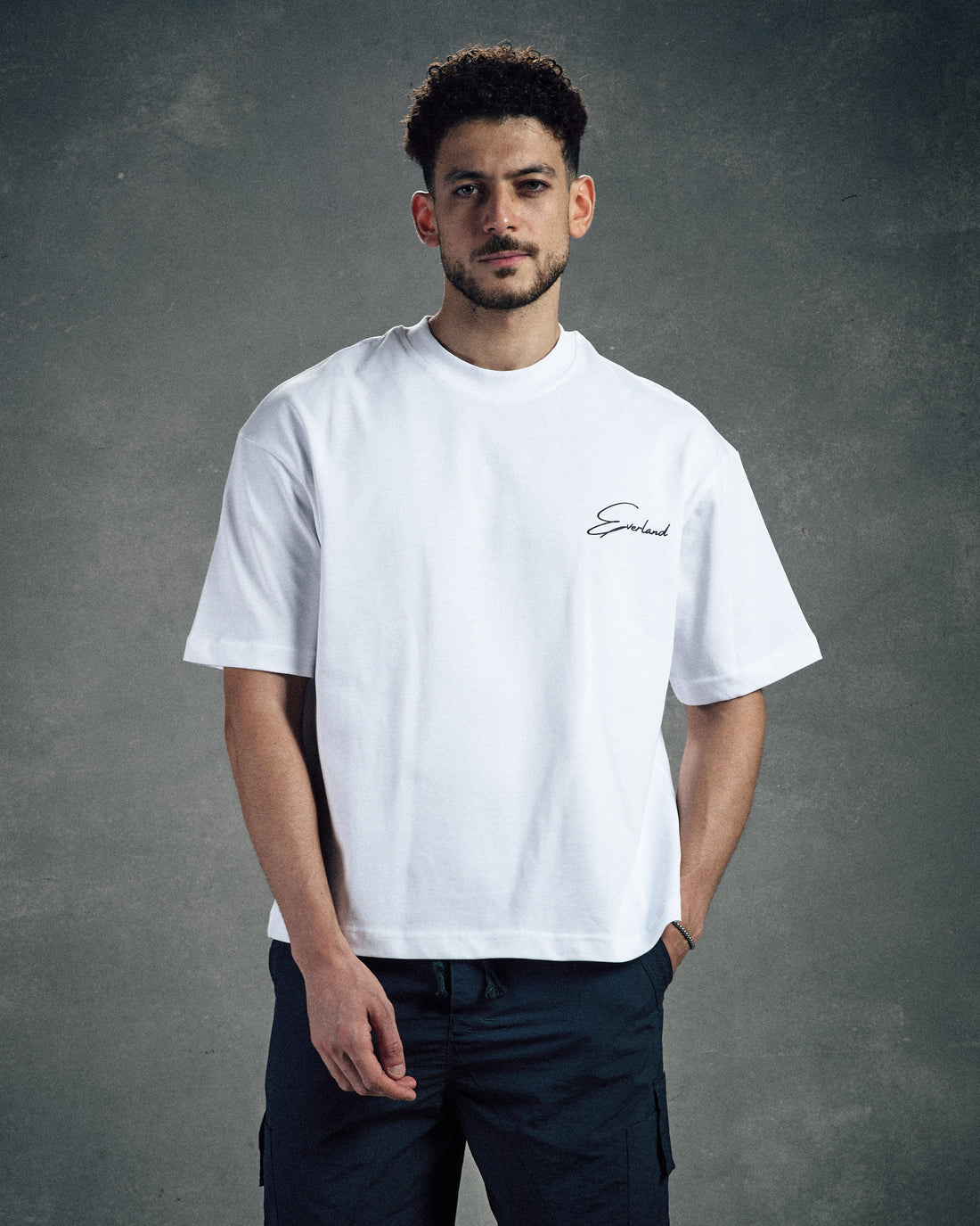 White Boxy T-shirt – Everland